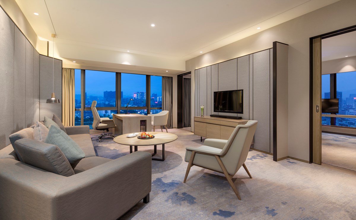 深圳希尔顿酒店 - 深圳龙华希尔顿逸林酒店 - 深圳北站酒店